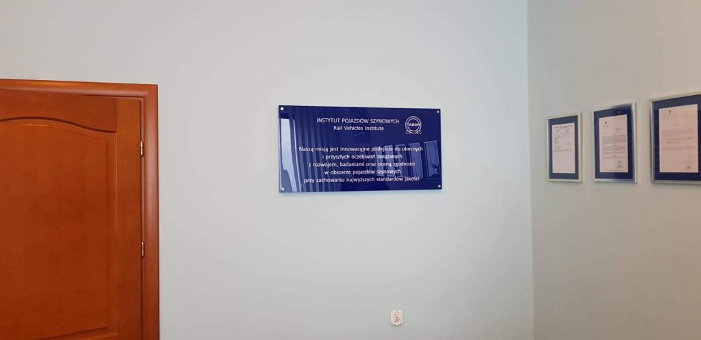 Tablice i szyldy reklamowe zewnętrzne i wewnętrzne - Poznań - Pablo Design